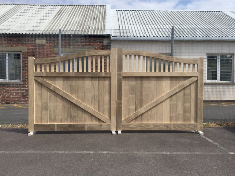 Gates - Accoya, Lignia or Cedar gate? - Medina Joinery