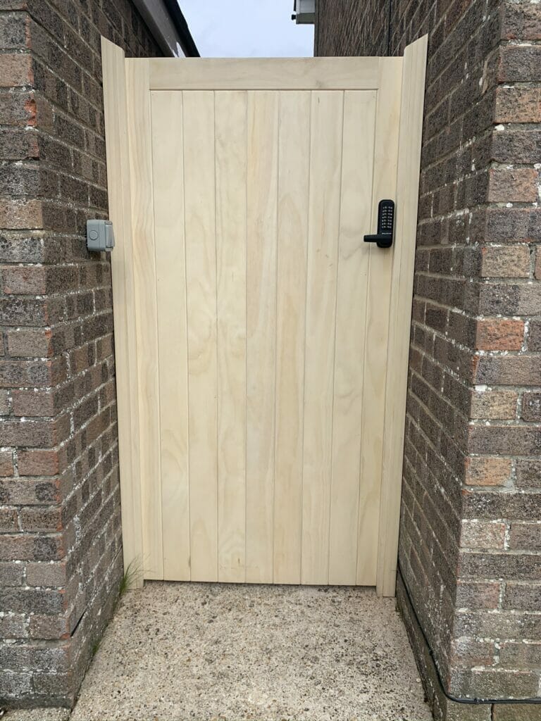 Gates - Accoya, Lignia or Cedar gate? - Medina Joinery
